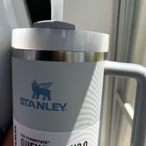 Stanley | Dining | Stanley The Quencher H2 Flowstate Tumbler 40 Oz Fog ...